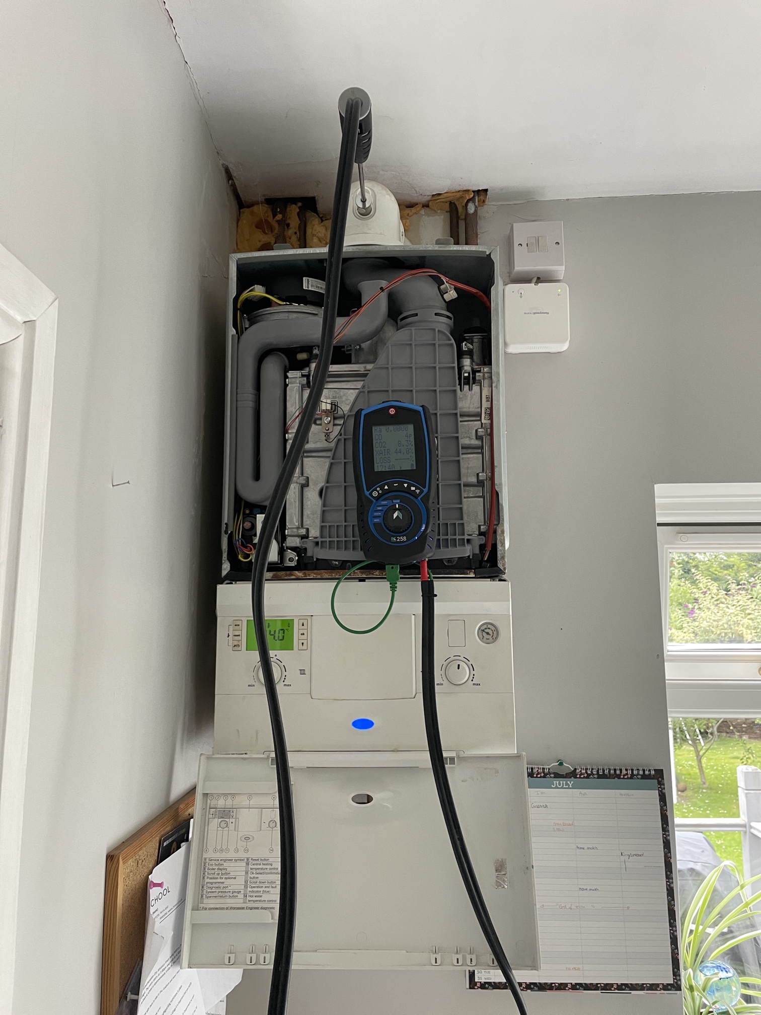 Worcester Bosch Stripdown Boiler Service, Wolverhampton, WV4